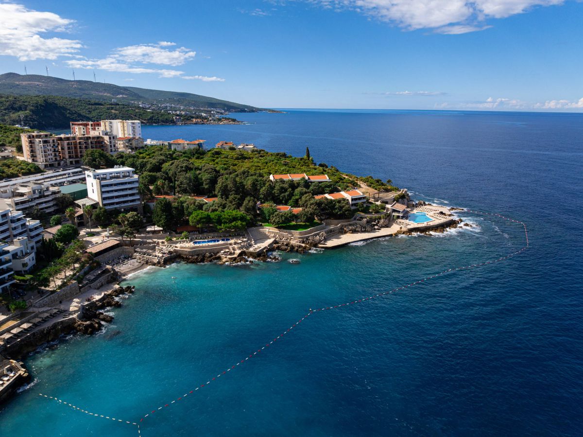 Radisson Resort Ruža Vjetrova | Montenegro